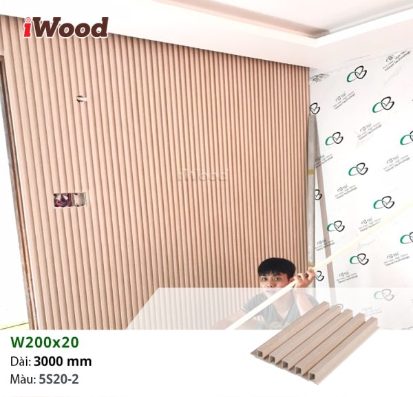Tấm lam sóng nhựa iWood W200x20-5S20-1 ốp tường tại Trà Vinh - iWood.com.vn