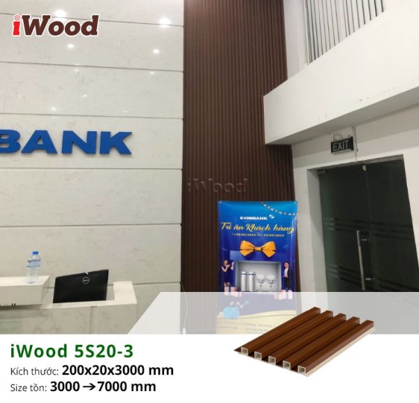 Tấm lam sóng iWood 5S20-3 ốp trang trí tường tại Ngân Hàng EximBank, Q.3 - iWood.com.vn